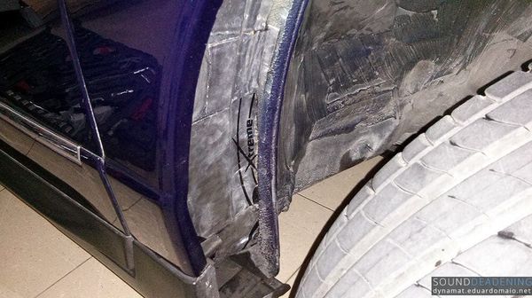 Front wheel wells - Sound Deadening